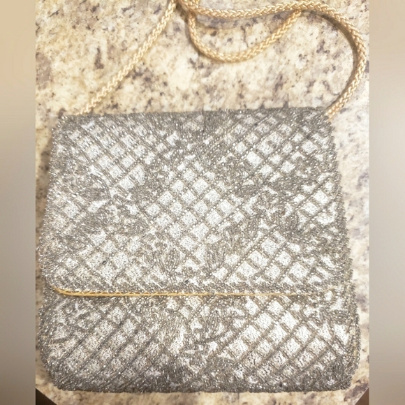La Regale | Bags | Vintage La Regal Silver Sequined Handmade Purse So ...